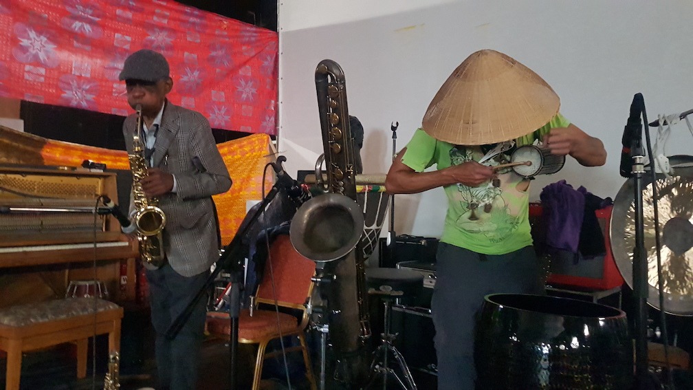 Chaplins Grog …. A difference of discommode (ratchet): – Kikanju Baku